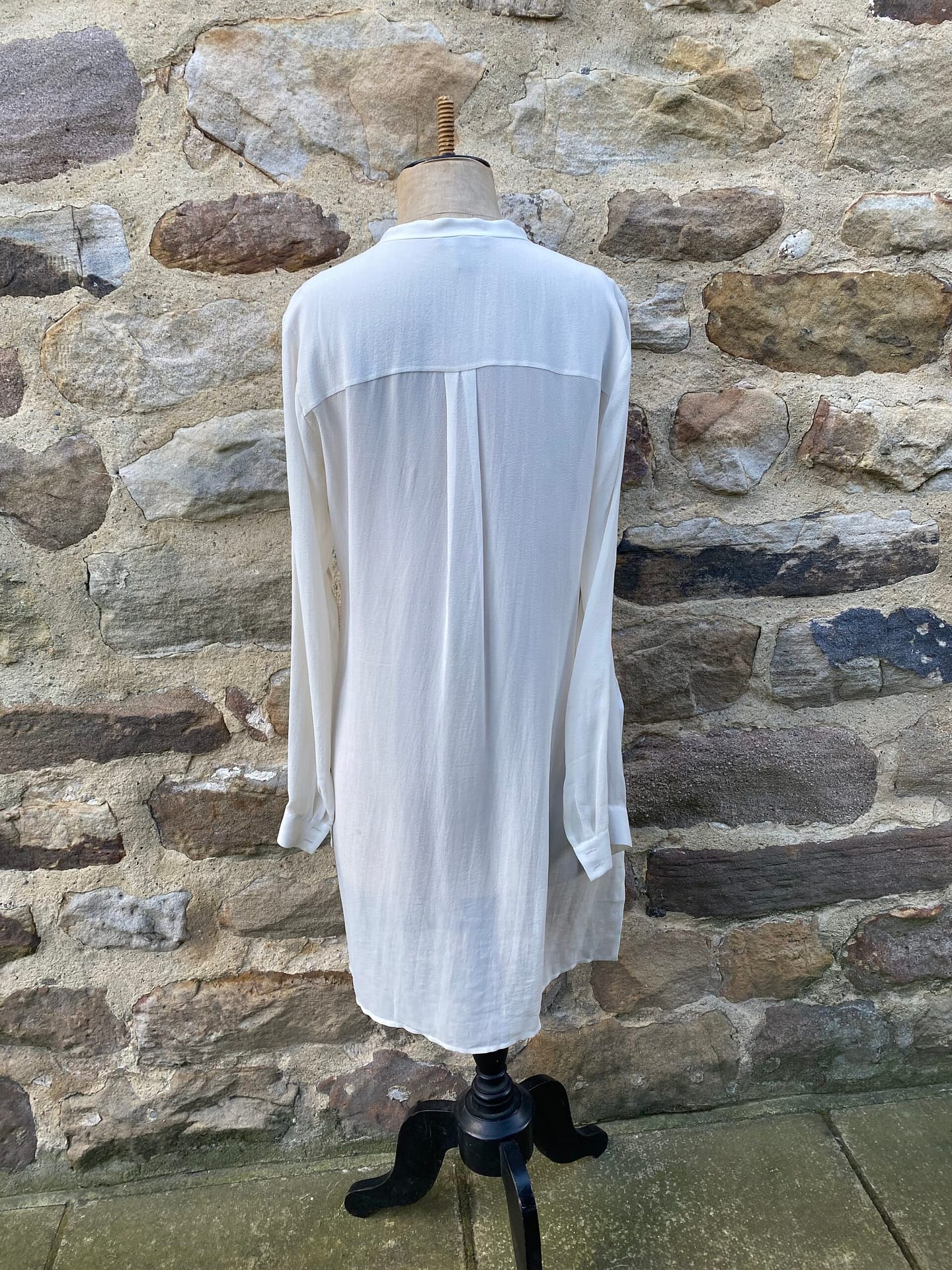 Long Line Cream Blouse • [ worn + worn ]