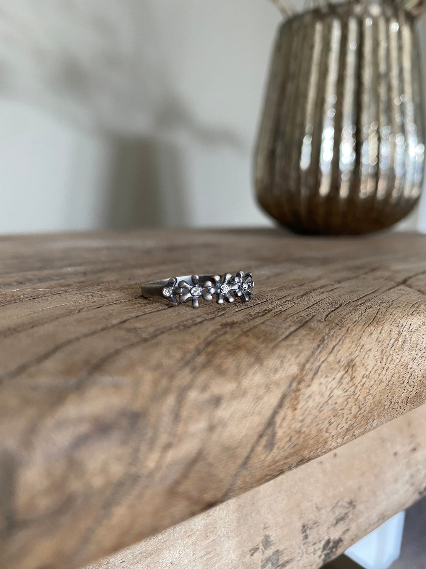 Vintage Daisy Chain Ring • [ worn + worn ]